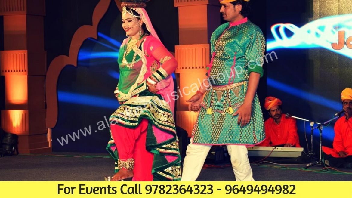 Rajasthani Female Dancers, Female Folk Dancers Rajasthan India ...